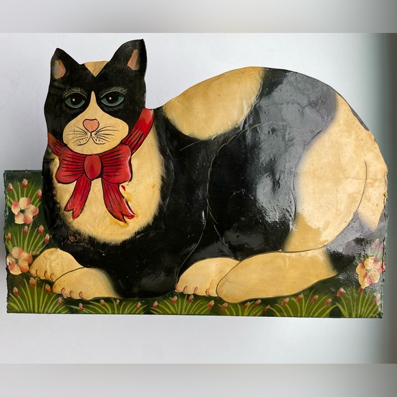 Accents | Vintage Metal Cat Flower Box | Poshmark